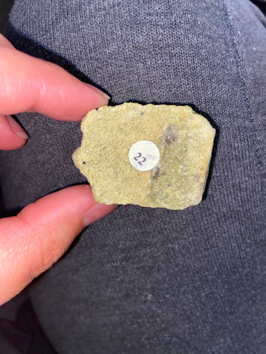 Solved what texture, name, MCI, and composition is this rock | Chegg.com