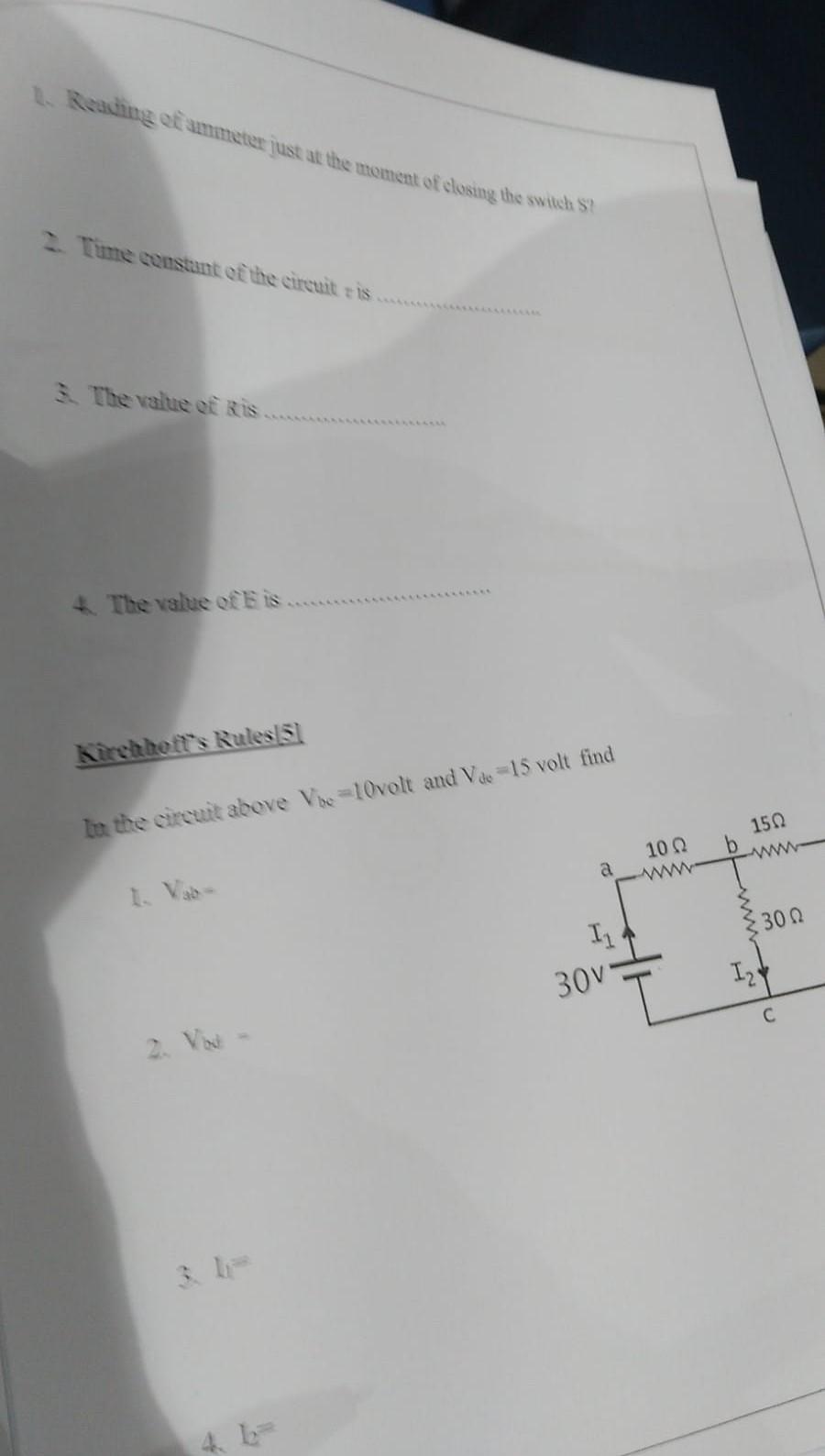 Solved 2. Vume censtant of the circuit : is 3. The value of | Chegg.com