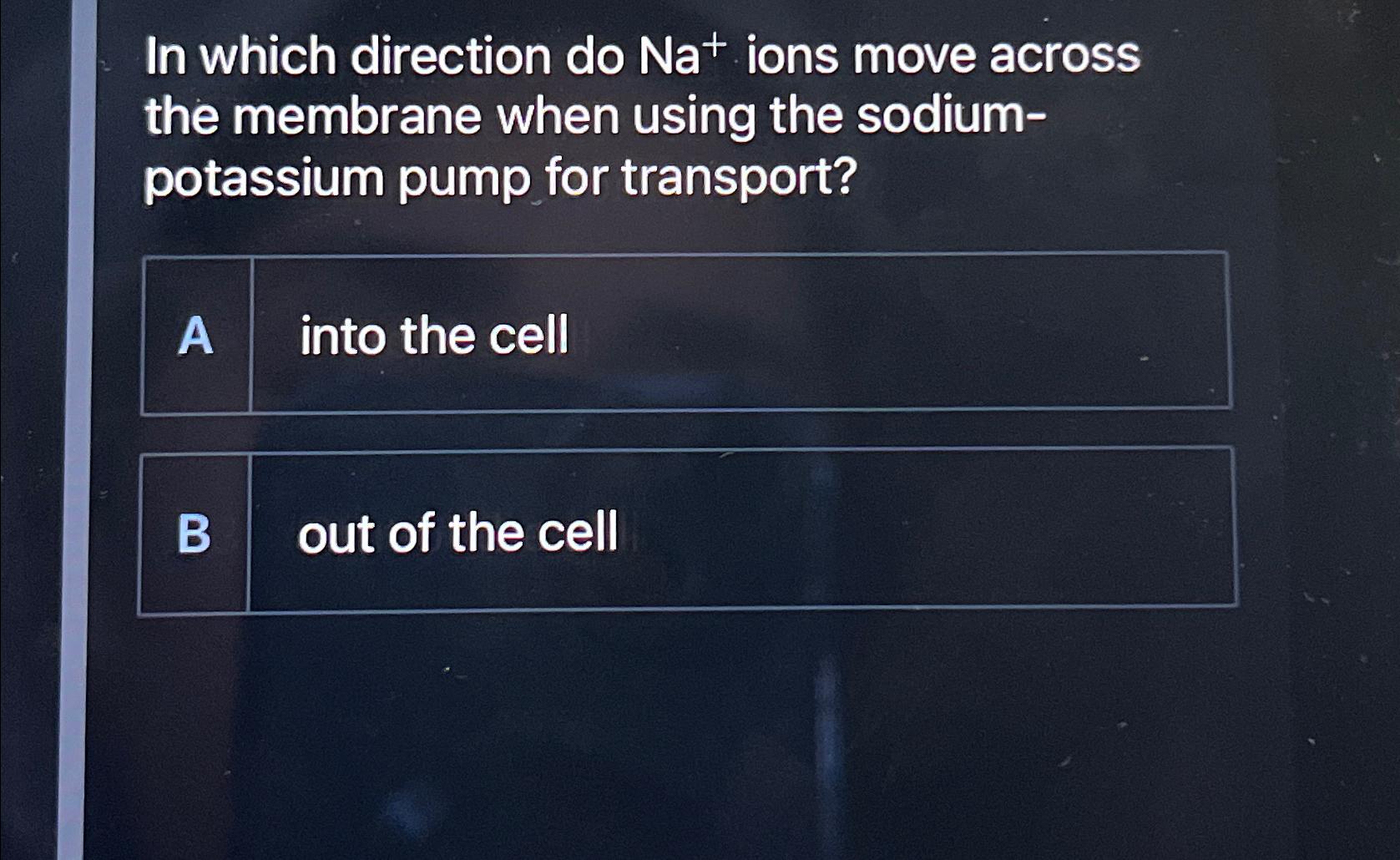 Solved In which direction do Na+ions move across the | Chegg.com