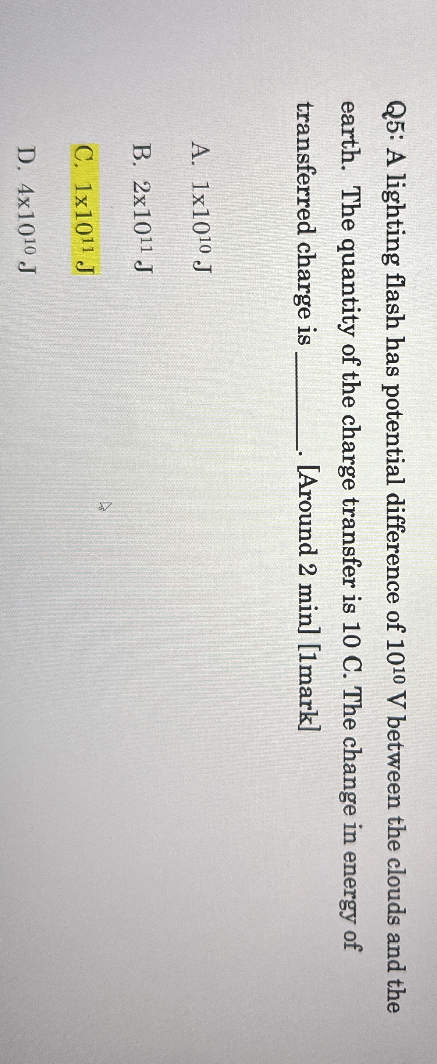 Solved Q5: A lighting flash has potential difference of | Chegg.com