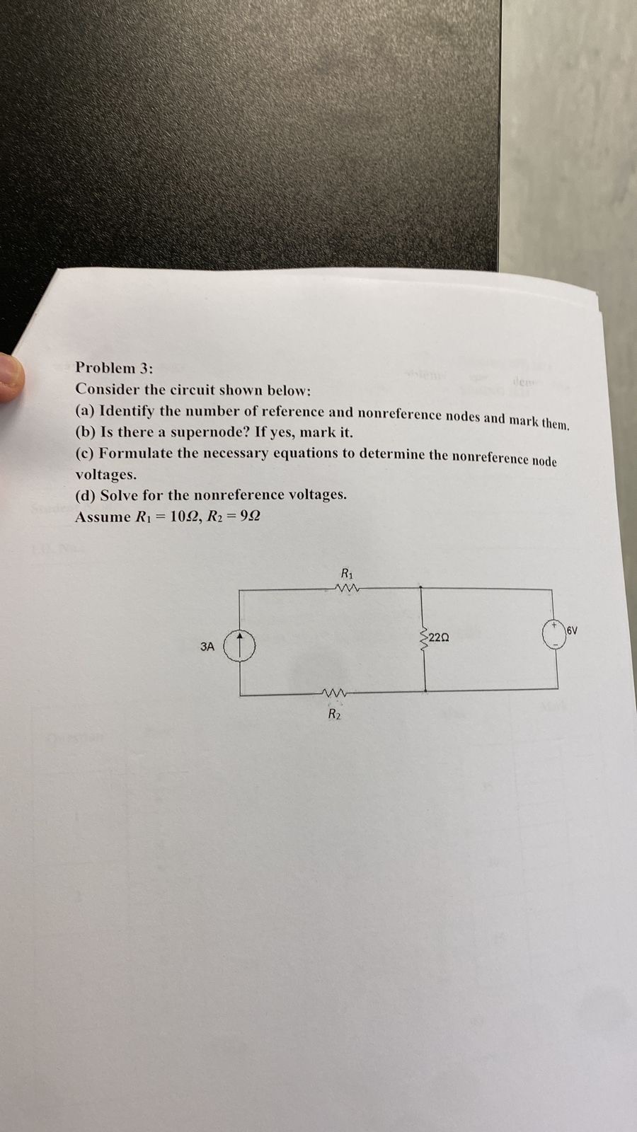 Solved Problem 3:Consider the circuit shown below:(a) | Chegg.com