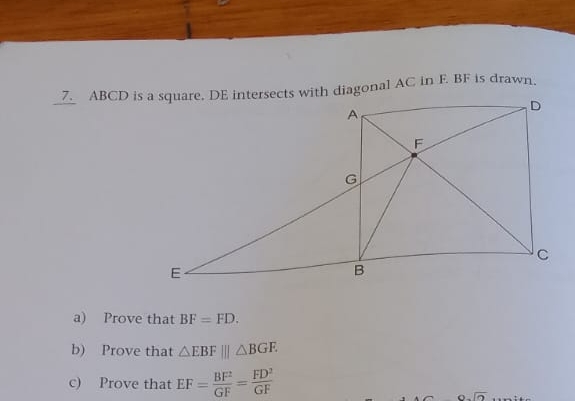 Solved ABCD is a square. DE ﻿intersects with diagonal AC ﻿in | Chegg.com