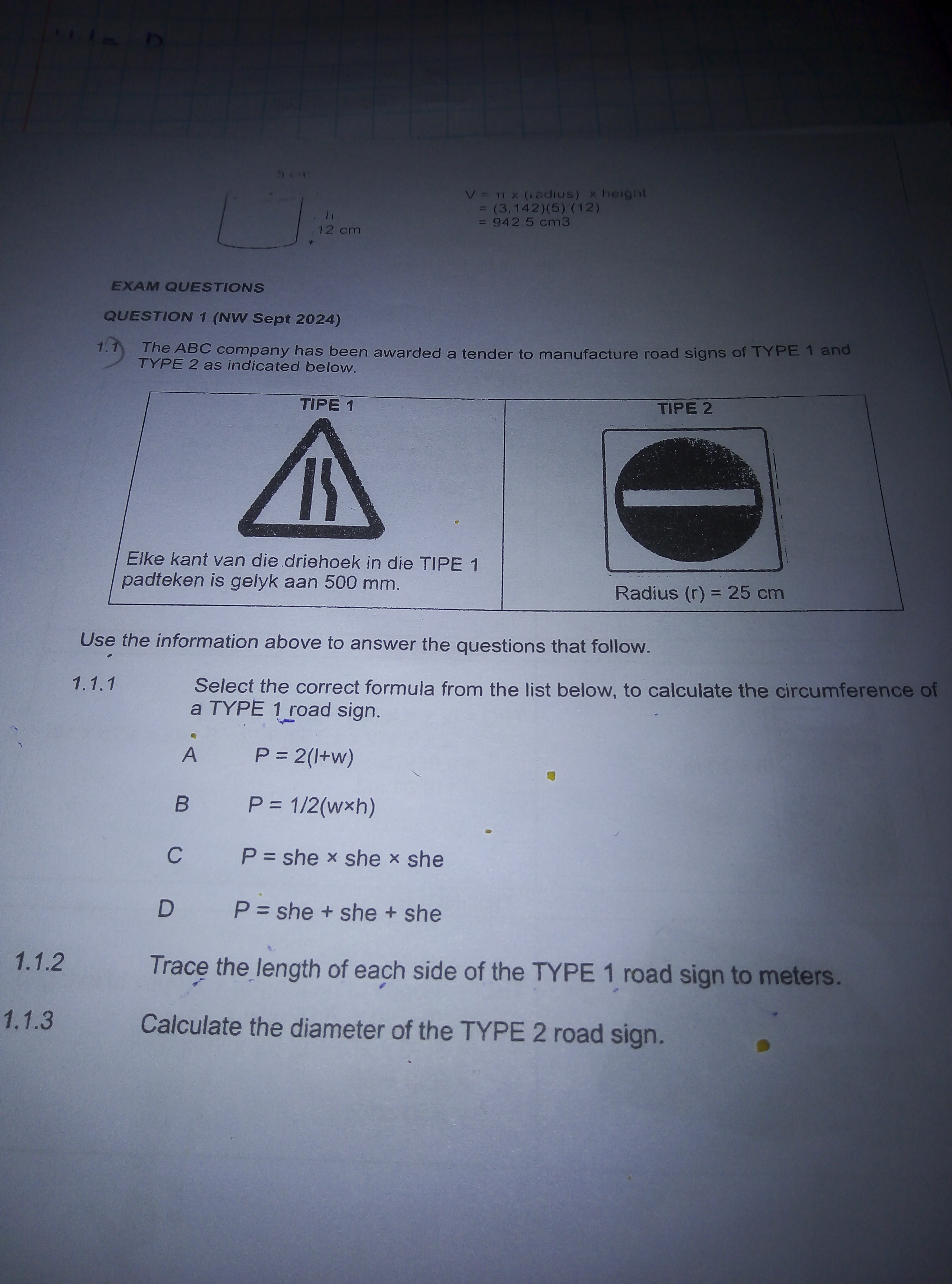 Solved code class="asciimath">V=\pi \times ( ﻿ladius )\times | Chegg.com