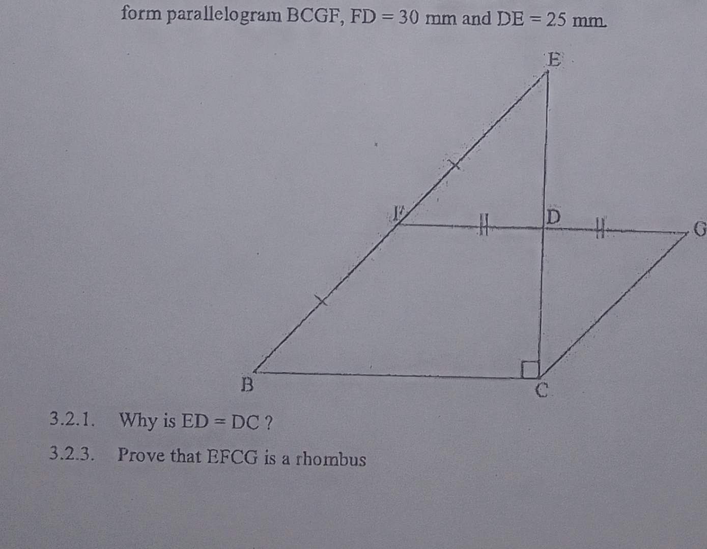 Solved form parallelogram BCGF,FD=30mm ﻿and DE=25mm 3.2.1. | Chegg.com