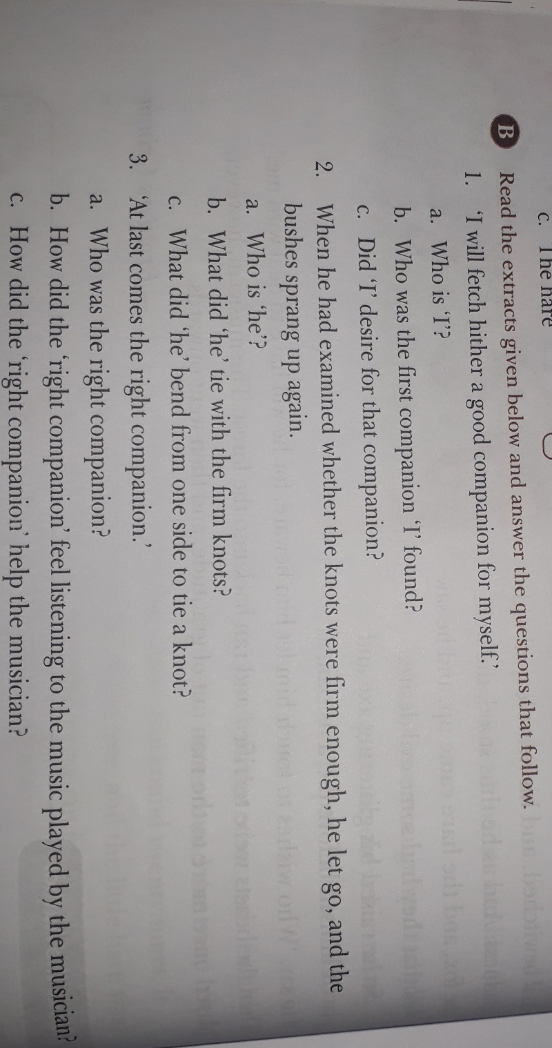 Solved B Read the extracts given below and answer the | Chegg.com